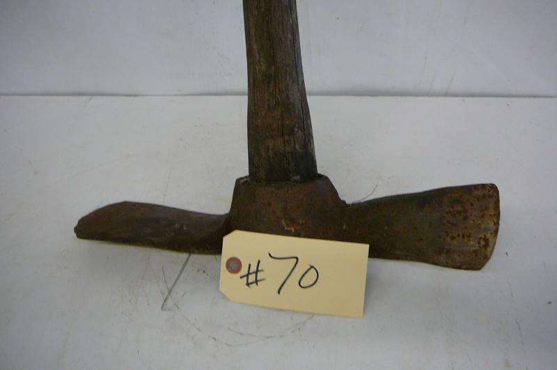 Grub axe | Antiques / Vintage /Collectibles/ Fishing Auction # 577 | K-BID