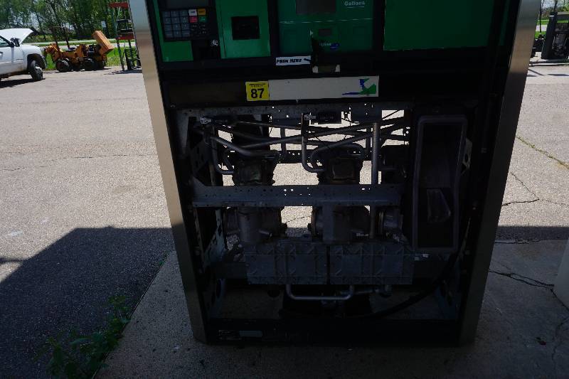 Dresser Wayne Model V390D4 Fuel Dispenser Pump With Hoses | SW Metro ...