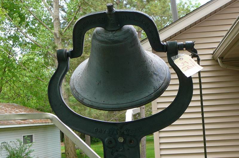 Crystal metal cast iron dinner bell The C.S. Bell company #2 15 1/2 ...