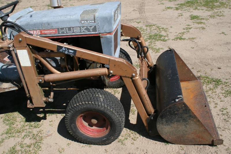 Bolens 1886 Husky Tractor with Bucket Attachment | Variety & Vintage ...