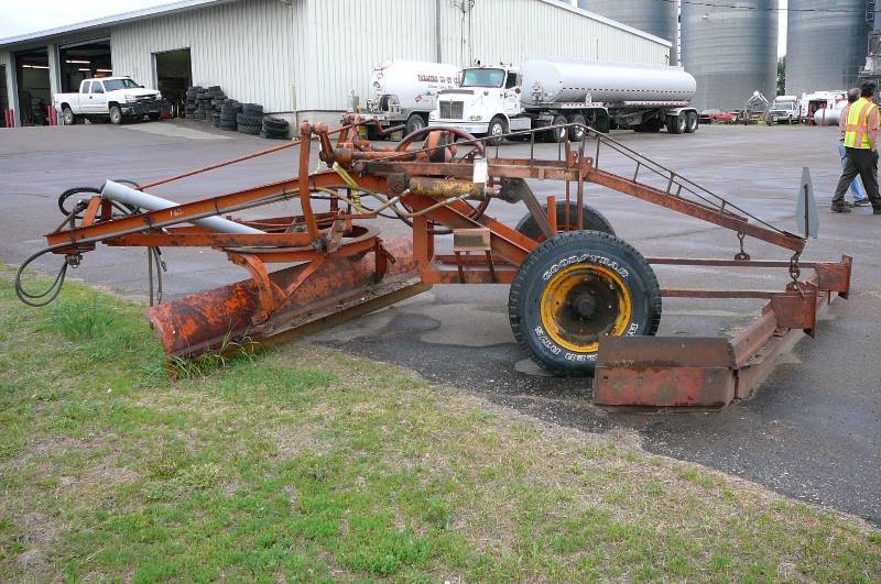 Pull Behind Road Grader