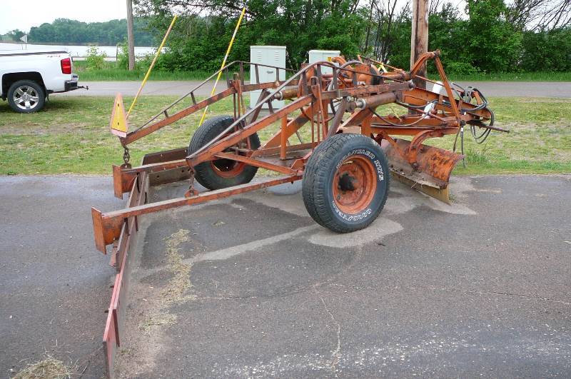 Pull Behind Road Grader