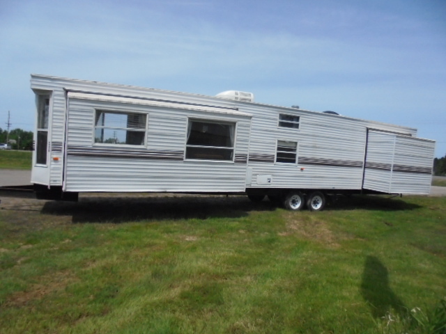 1999 Park Model Trailer | Consignment Auction | K-BID