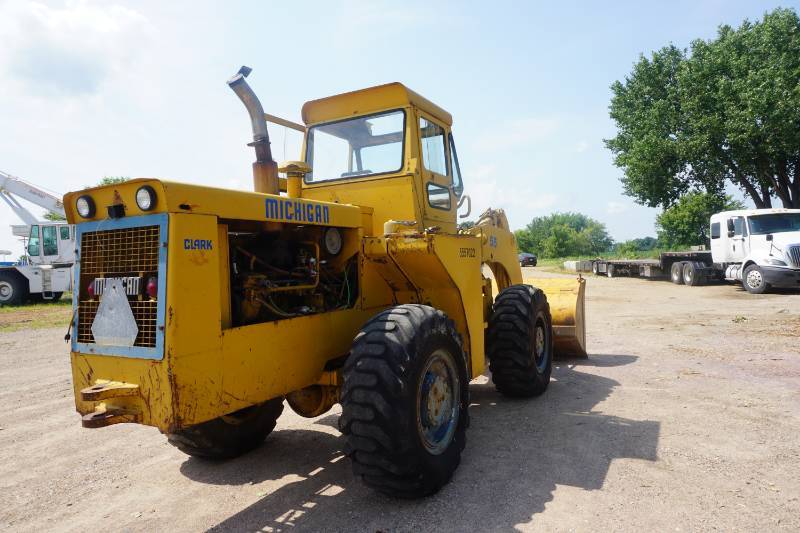Clark Michigan 55 Articulating Wheel Loader | SW Metro Large Truck ...