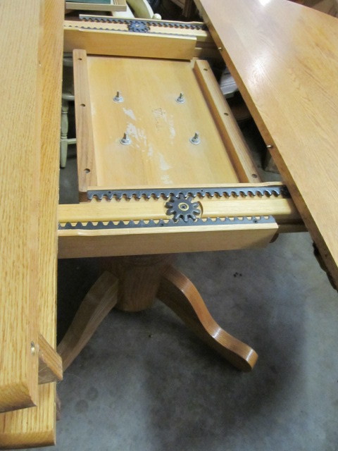 Shin Lee Dining Room Tables