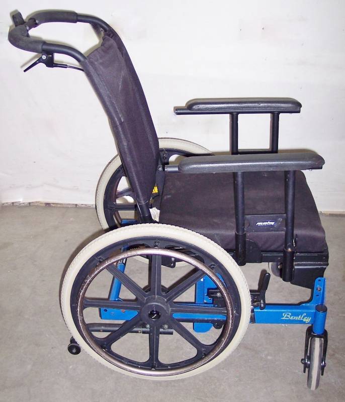 WOW MSRP $2500 PDG Bentley Manual Tilt In Space 16" Wheelchair (Footrests NOT Included) - Great ...