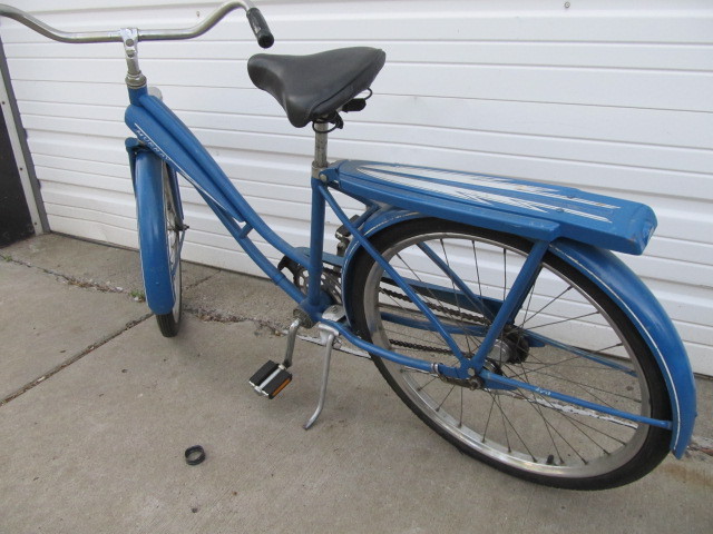 Awesome Vintage MURRAY MISSILE Bicycle | Large Little Canada Estate ...