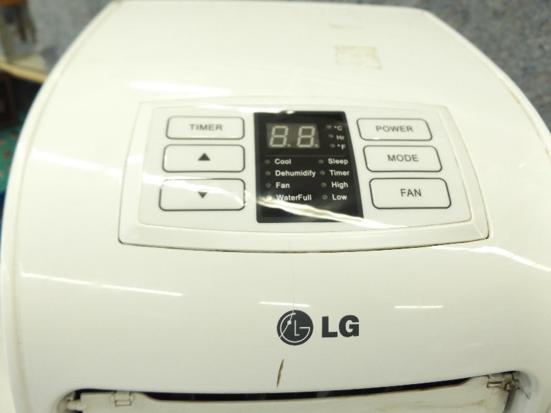LG R410A Air Conditioner | EC# 280 HUGE Estate and Collectibles Auction ...