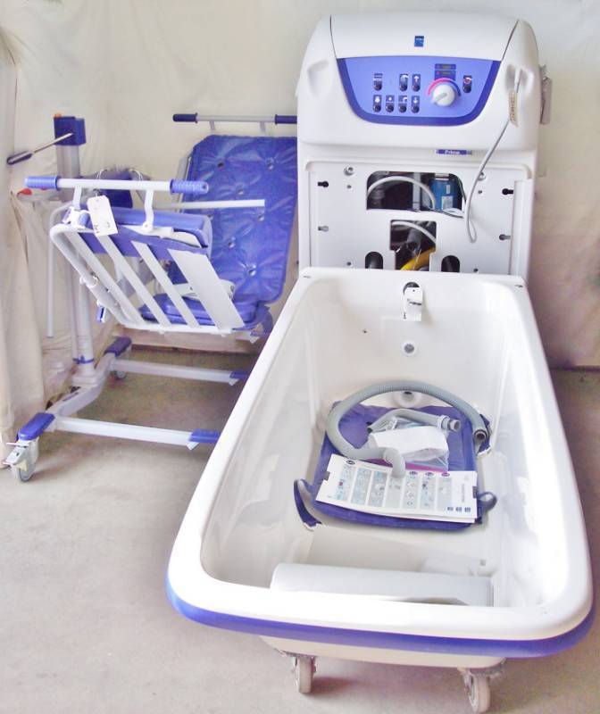 #1183 GIVE YOUR LOVED ONE A LUXURIOUS BATHING SYSTEM! MSRP $18,000 ARJO ...