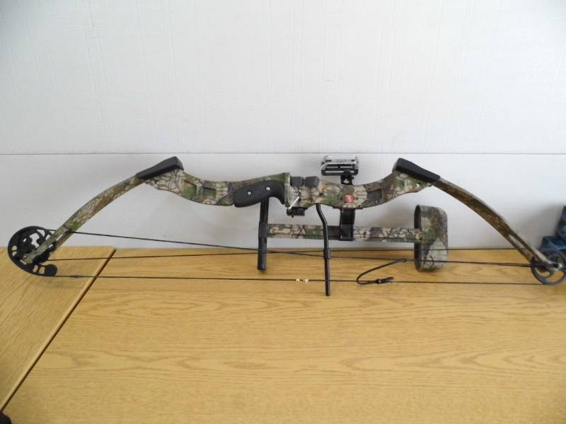 PSE Predator Compound Bow | June Guns and Ammo | K-BID