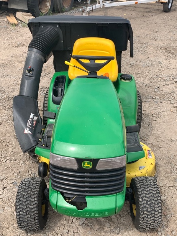 John Deere LT150-Automatic Lawn Tractor | June Lawn Equipment & More ...