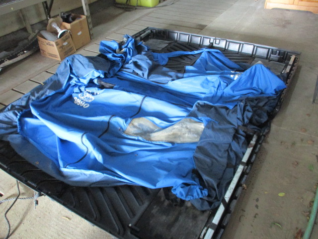 Clam 6800 portable fish house | November Consignments | K-BID