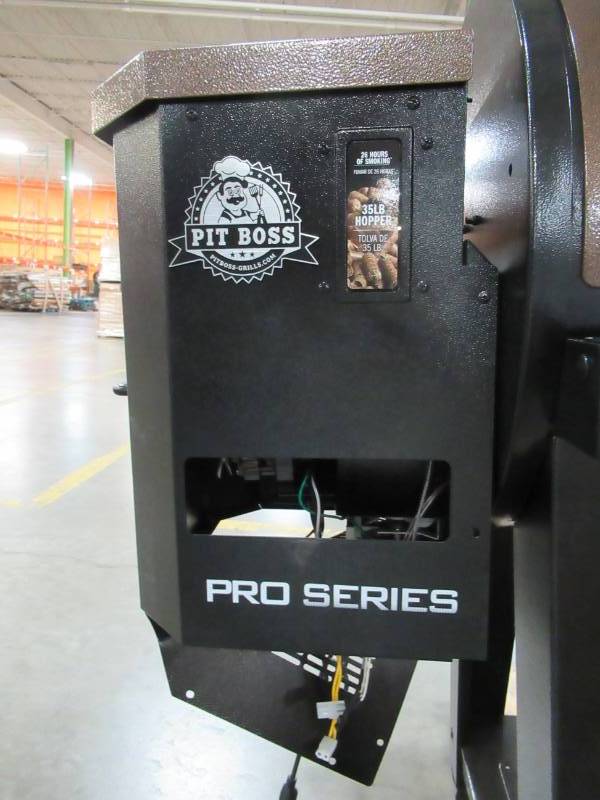 Pit Boss Pro Series 1100-sq in Black Pellet Grill PB1100PS1 - Control ...