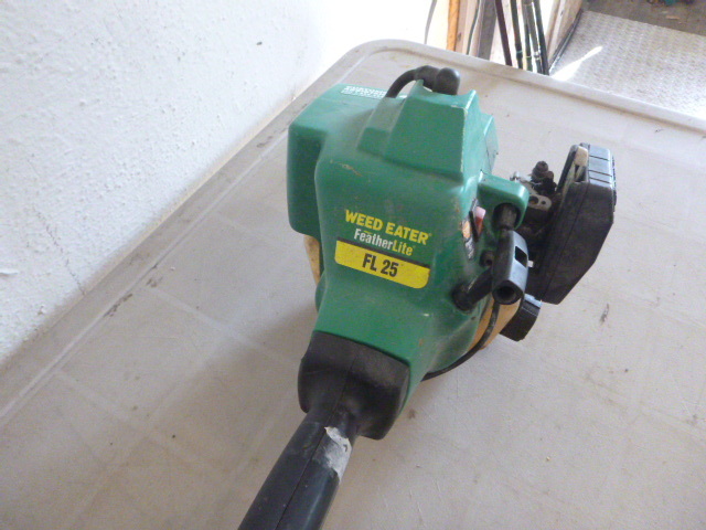 Fl25 Weedeater Featherlite Gas Trimmer POULAN WEED EATER 952711621