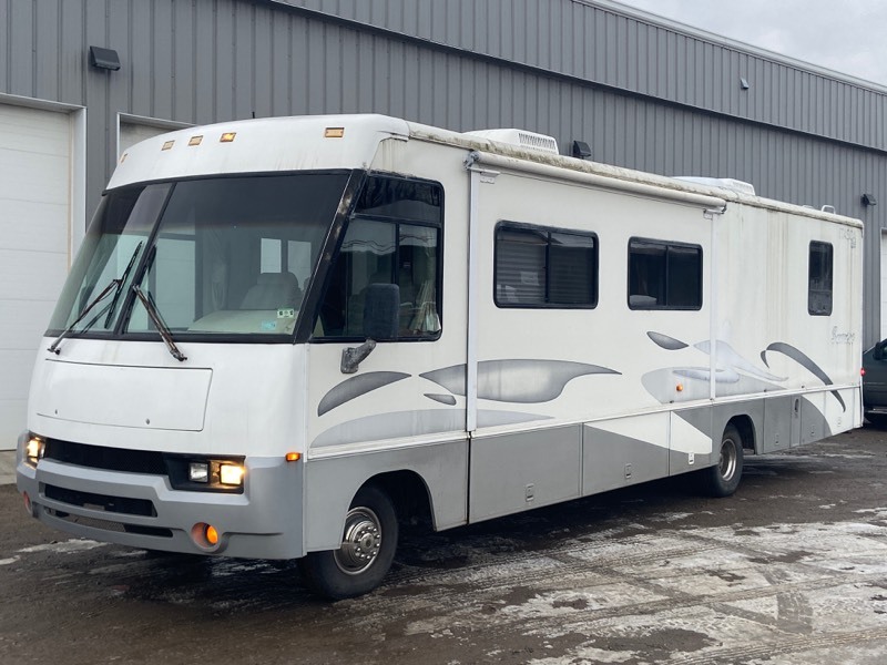 Itasca Sunrise Motorhome --- By Winnebago | K-BID