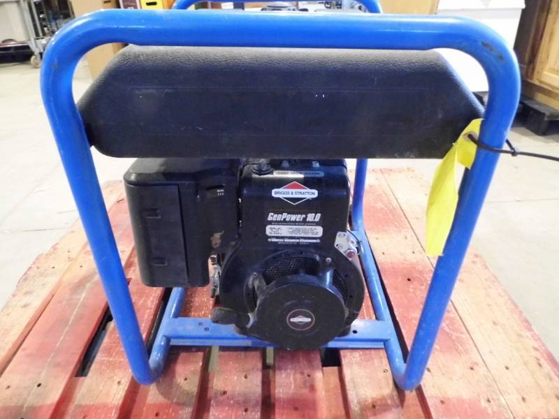 2004 Pontiac Grand Prix - Club Car Golf Cart - 2 Generators | K-BID