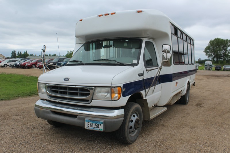 #1208 MN AUTO AUCTIONS - F450 TRANSIT BUS - NO RESERVE SALE - $195 FLAT ...