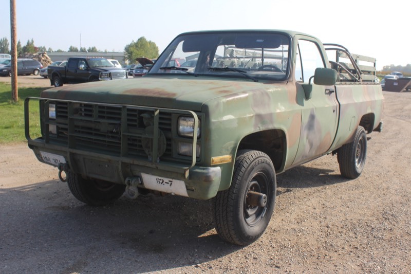 #1306 MN AUTO AUCTIONS - 1985 D30 Military Truck - NO RESERVE SALE ...