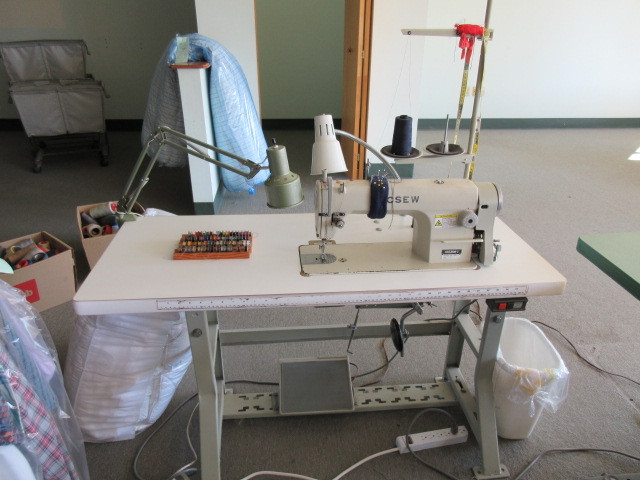 COMMERCIAL SEWING MACHINES WITH INDUSTRIAL SEWING TABLES | K-BID