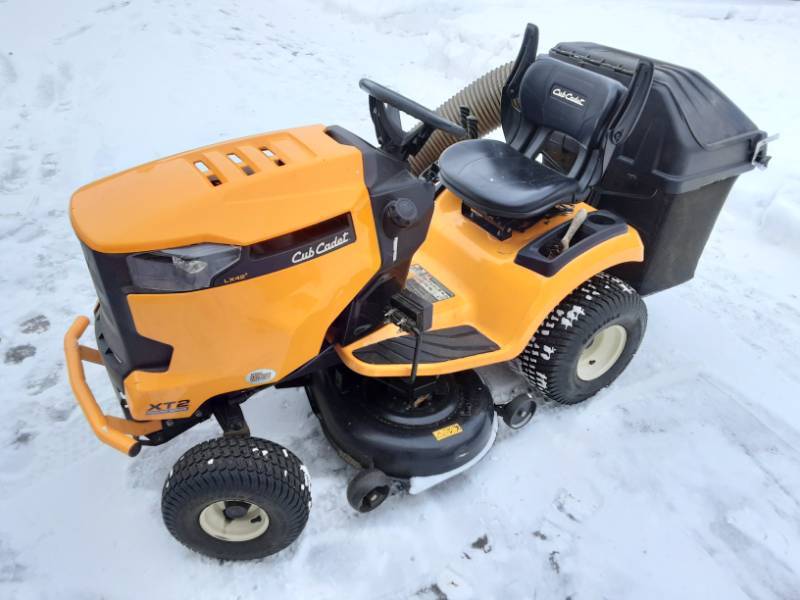 Hanover Estate #2 - Golf Cart, Cub Cadet Rider, Utility Trailer, Tools ...