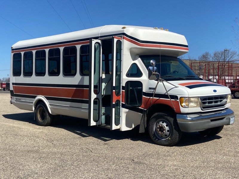 Shuttle Bus -- Trailblazer -- Diesel Engines | K-BID