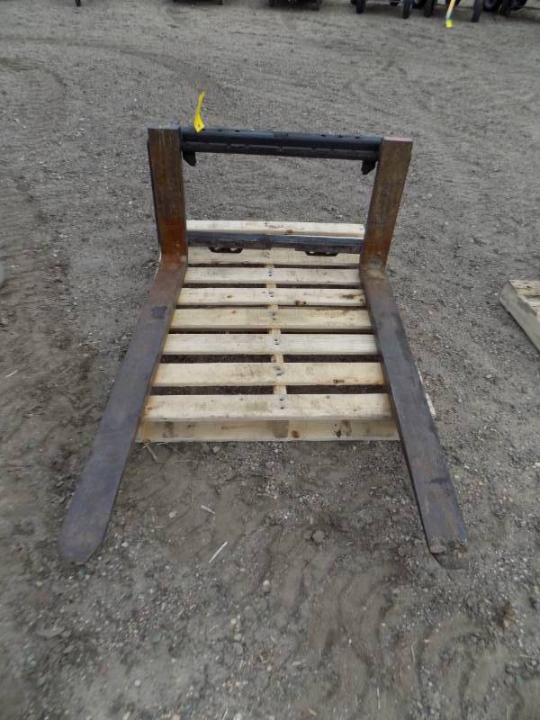 Forklifts/Forks/Mounting Plates Auction #819 | K-BID