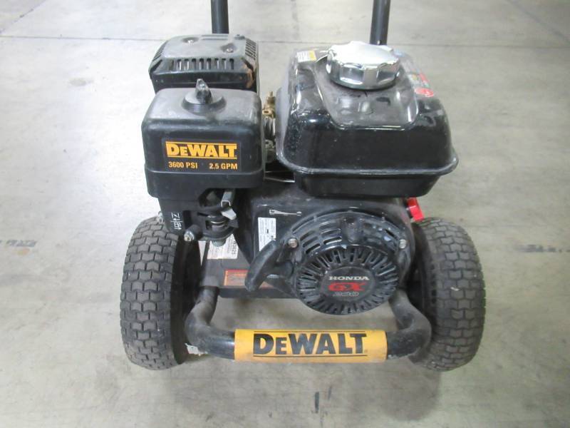 Dewalt 3600 PSI at 2.5 GPM HONDA GX200 with AAA Triplex Pump Cold Water Professional Gas Pressure Washer DXPW3625 MN HOME OUTLET BURNSVILLE 184 SATURDAY PICK UP ONLY 10 00AM 2 00PM NO EXCEPTIONS K BID