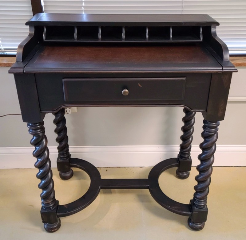 Gilded Gypsy Moving Sale! | K-BID