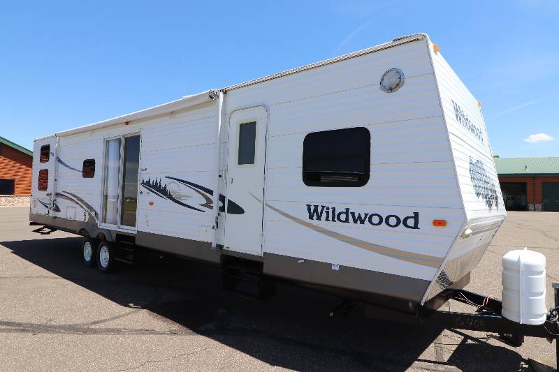 2006 Wildwood 38BHDS Bunkhouse Travel Trailer "NO RESERVE" | K-BID
