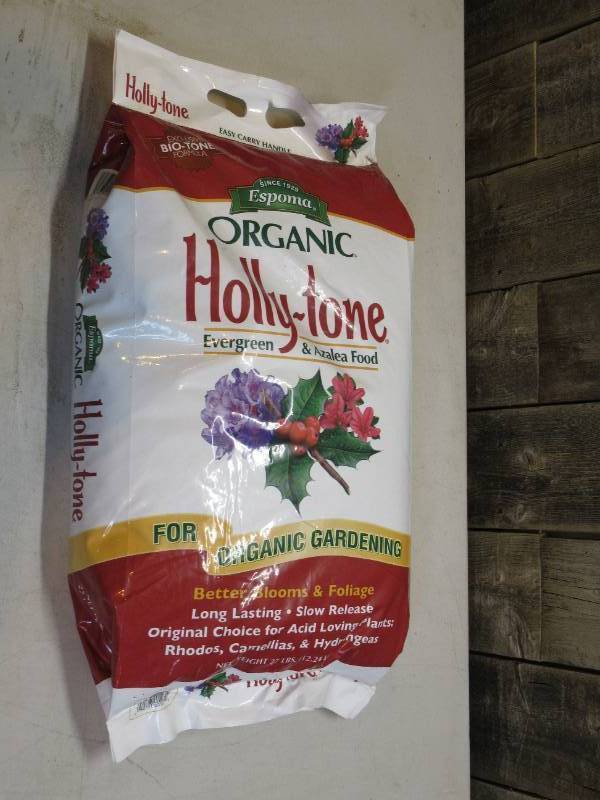 Top Line Espoma Organic Holly Tone Fertilizer - Great for evergreens ...