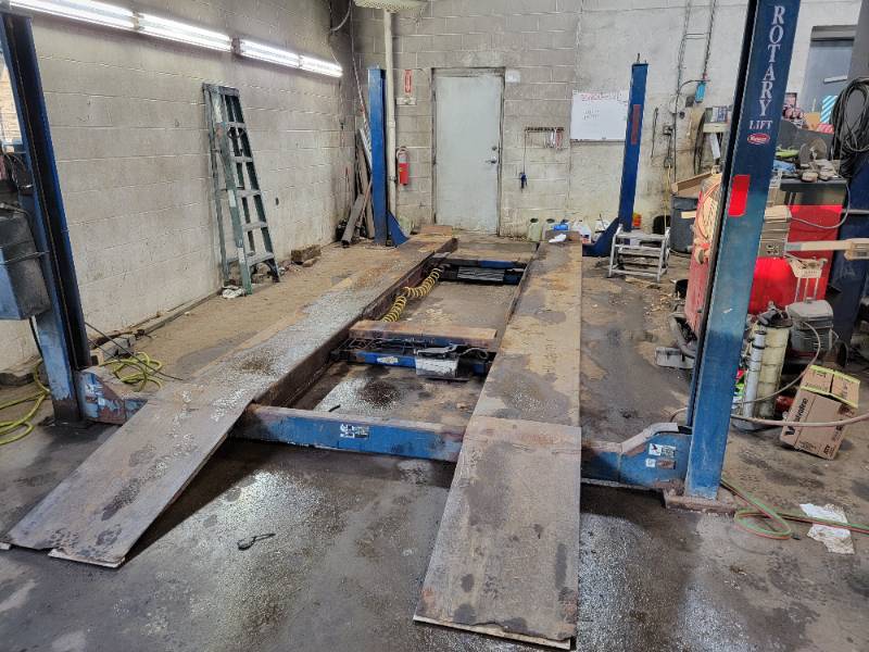 4-Post Lift Auction | K-BID