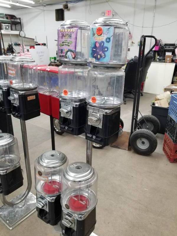 Maple Plain Candy And Vending Machine Equipment Sale | K-BID