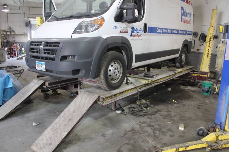 Hugo Auto Body Repair Shop Liquidation | K-BID