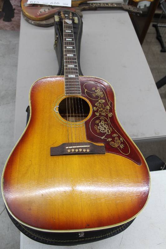Maple Plain Musical Instrument Sale | K-BID