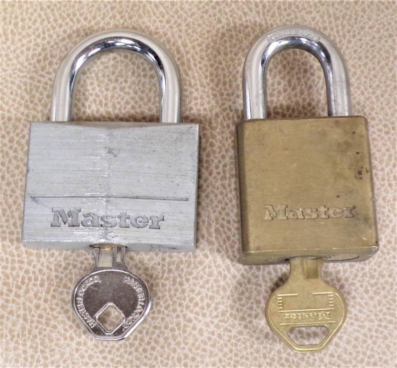 PADDLE LOCKS & ANTIQUE CAR EMBLEMS | K-BID