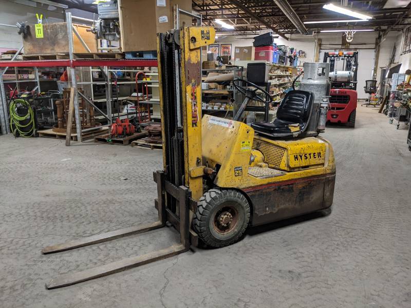 NICOLLET, MN - HYSTER H25E Forklift, CM 8-Ton Beam Chain Hoist, CM 2 ...