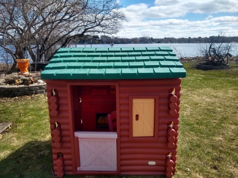 Little tikes log cabin store