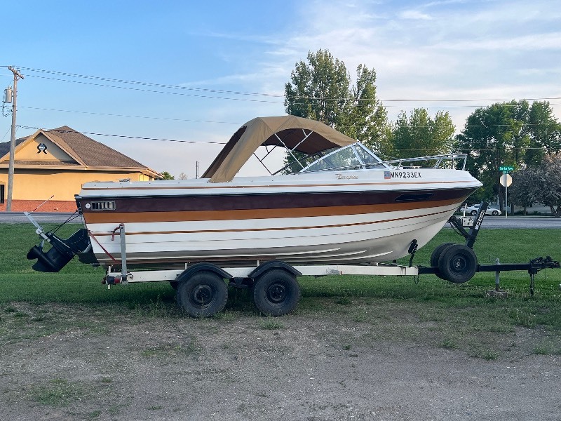 1978 Thompson Fisherman 2 22' Inboard 898 MerCruiser with Shoreline ...