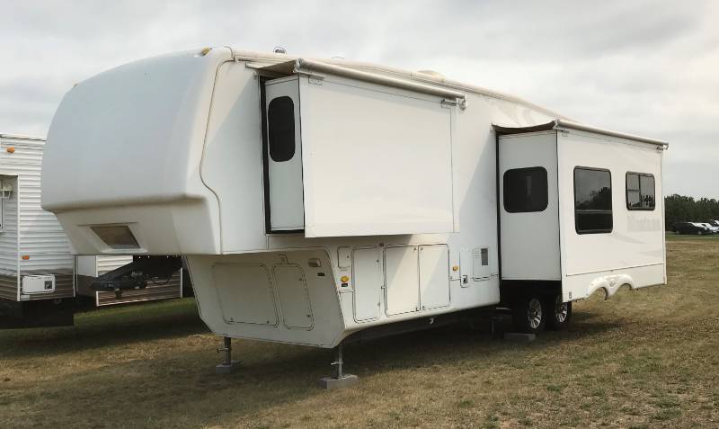 - Auction 165 - Check Out the Wide Variety of Campers for Lots of ...