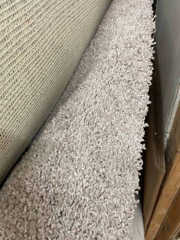 LF Auctions - New High end Glue Down LVP(T), Premium SOLID 3/4in ...