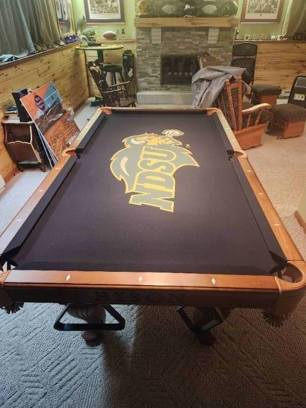 7' Slate Top NDSU Bison Pool Table with Accessories | K-BID