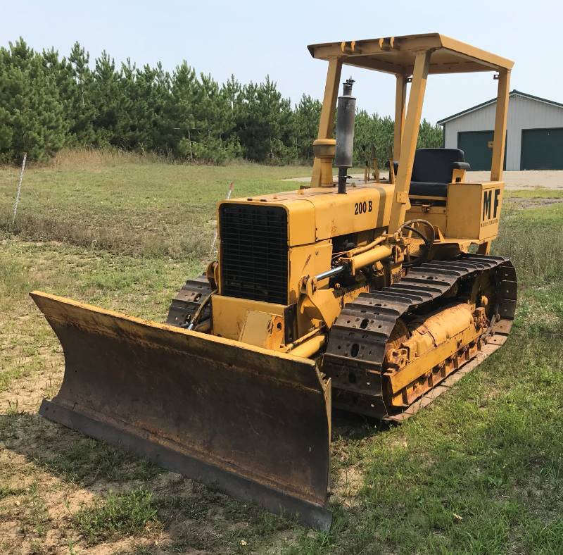 - Auction 228 - MF Dozer - Good Variety of 4x4 Trucks! - Take a Look ...