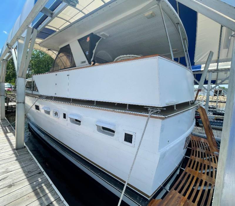 #428 Twin Cities Auctions - 1972 Trojan Cabin Cruiser - 42 FT Yacht on ...