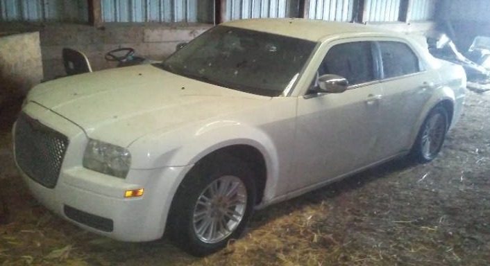 Chrysler 300, Ram 1500 4x4, Volvo, John Deere A tractor, John Deere ...
