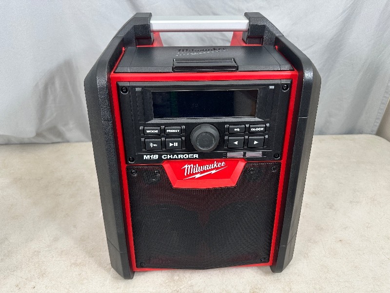 Last Minute Christmas Gifts! Christmas Decor, Milwaukee Tools, Shelving ...