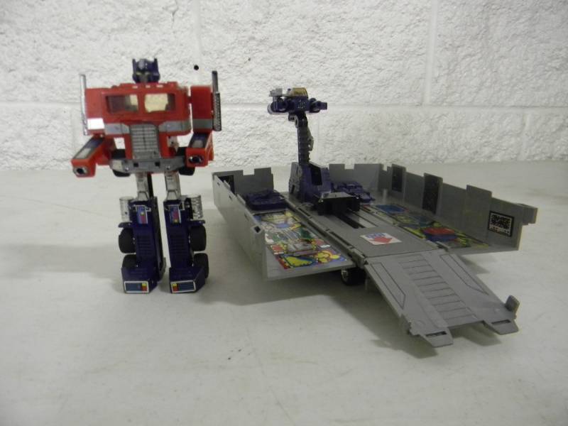 MAN CAVE DEALER - REDLINE Hot~Wheels, Vintage Transformers, CLASSIC ...