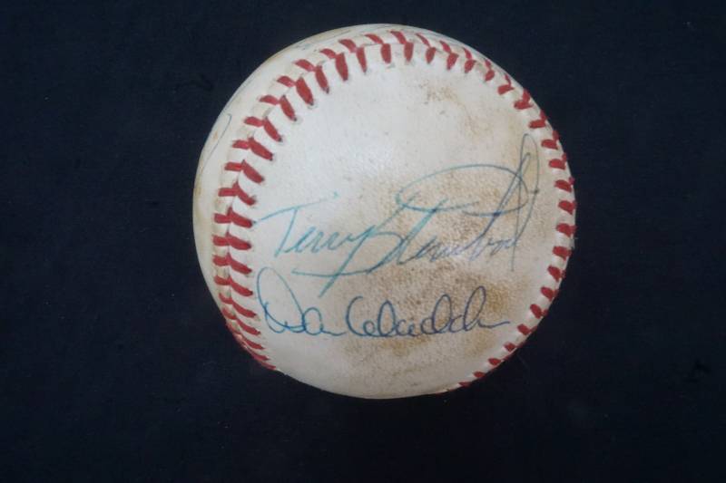 JAX of Benson Sale #1120 autographed baseball's, wildlife prints ...