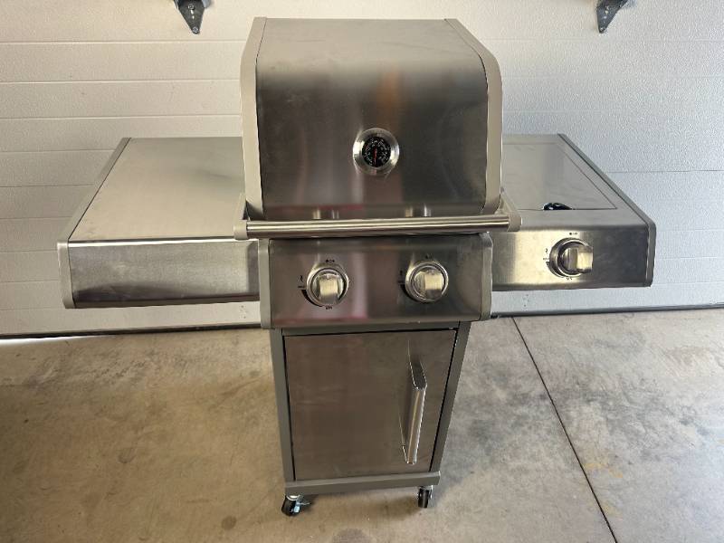 New Gas Grill, Fire Pit, Mannequins, Baby Items, Furniture, Ooni Table ...