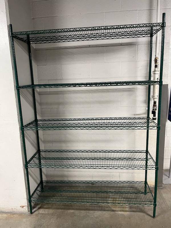 Randell 8383N-290 83" Pizza Prep Table ($13,000+ MSRP) & TRUE Mfg. TWT ...