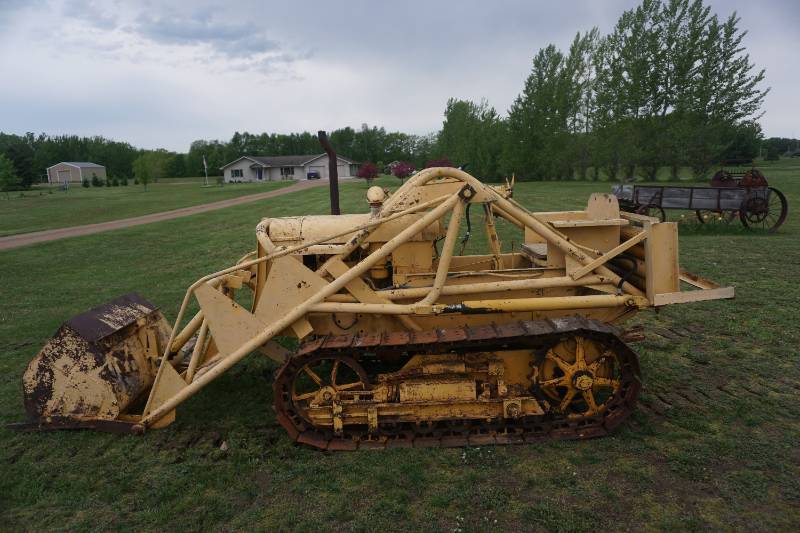 ATC Terra -Trac Crawler Loader & Mid American V8 Inboard Motor | K-BID